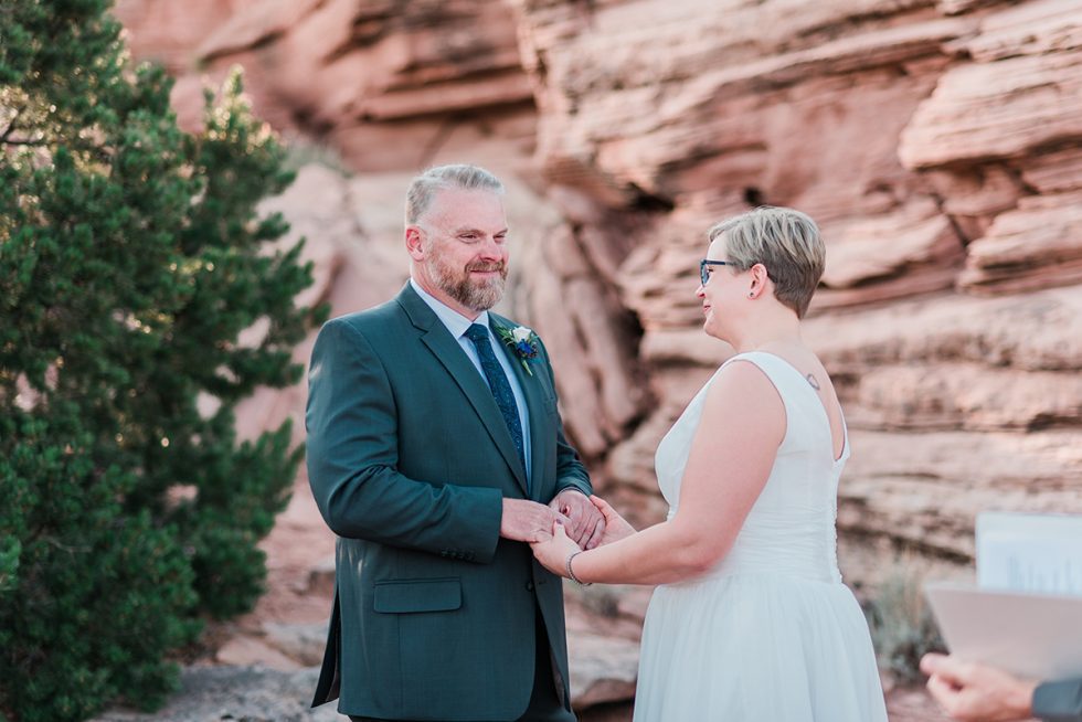 Elizabeth & Josh | Elopement on the Colorado National Monument - Amanda ...