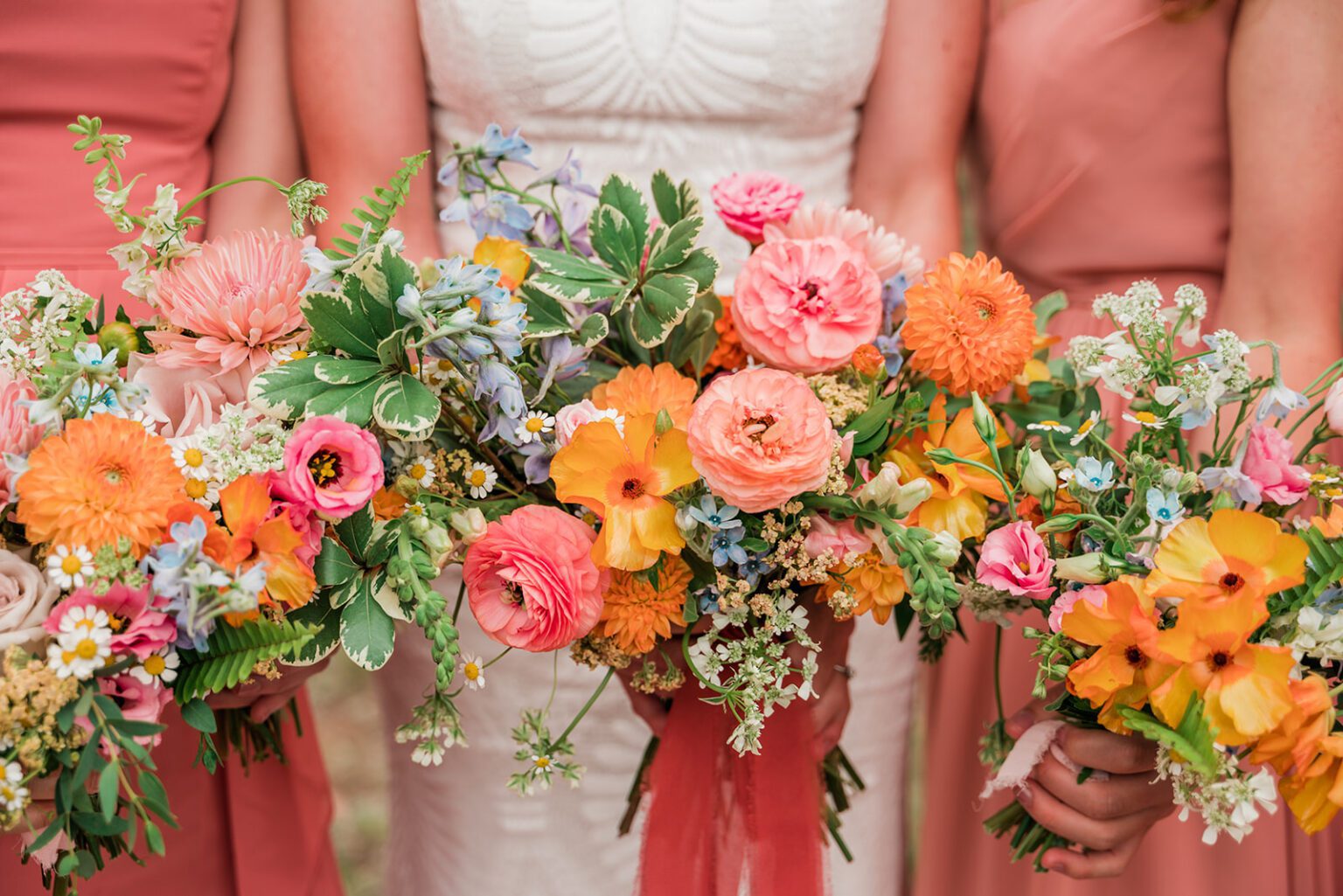 Choosing the Perfect Wedding Flowers: An Inspirational Guide - Amanda ...